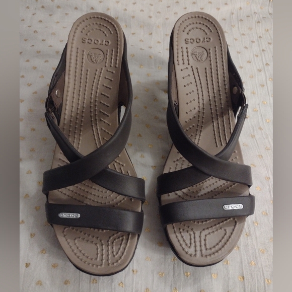 CROCS | Shoes | Crocs Cyprus High Heel Sandals Espresso Mushroom | Poshmark